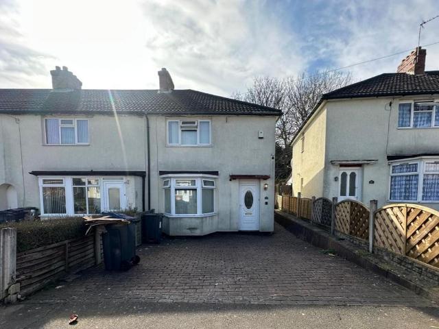 3 bedroom end of terrace house for sale