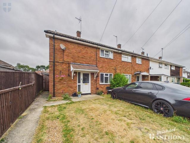 3 bedroom end of terrace house for sale