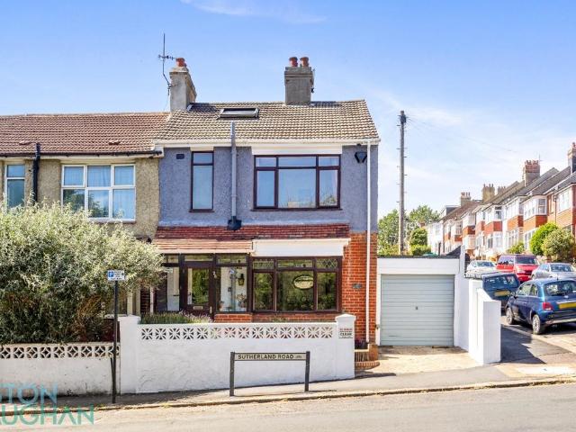 3 bedroom end of terrace house for sale