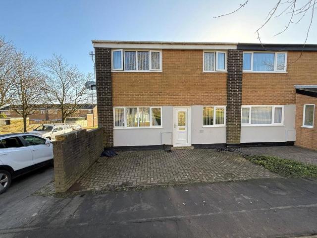 3 bedroom end of terrace house for sale