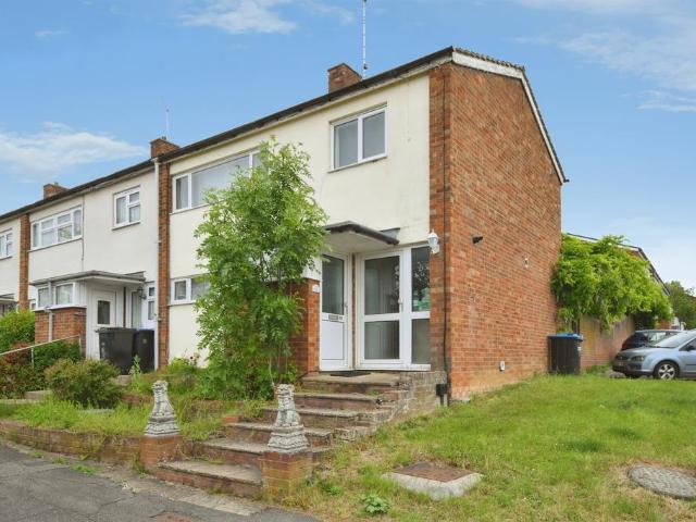 3 bedroom end of terrace house for sale