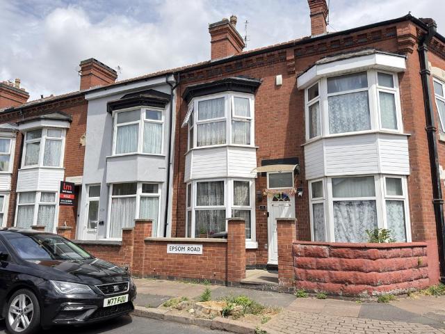 3 bedroom end of terrace house for sale