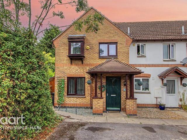 3 bedroom end of terrace house for sale