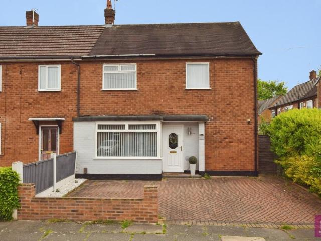 3 bedroom end of terrace house for sale