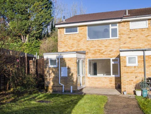 3 bedroom end of terrace house for sale
