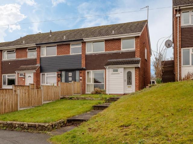 3 bedroom end of terrace house for sale