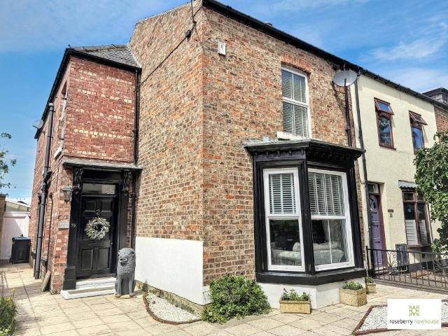 3 bedroom end of terrace house for sale