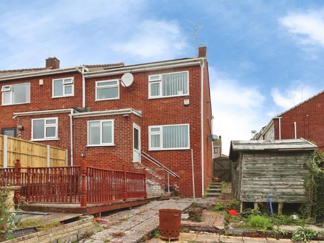 3 bedroom end of terrace house for sale