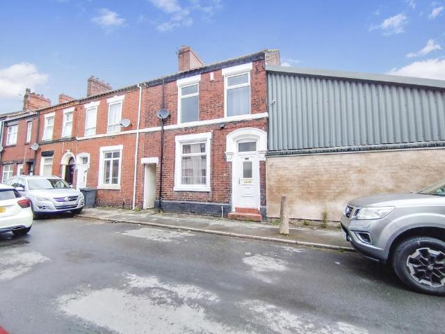 3 bedroom end of terrace house for sale