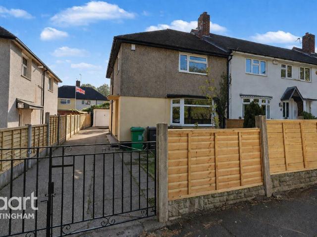 3 bedroom end of terrace house for sale