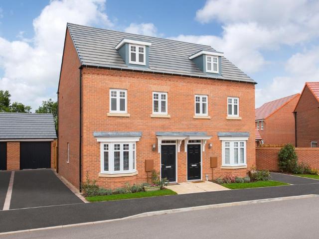 3 bedroom end of terrace house for sale