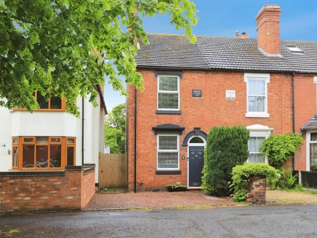 3 bedroom end of terrace house for sale