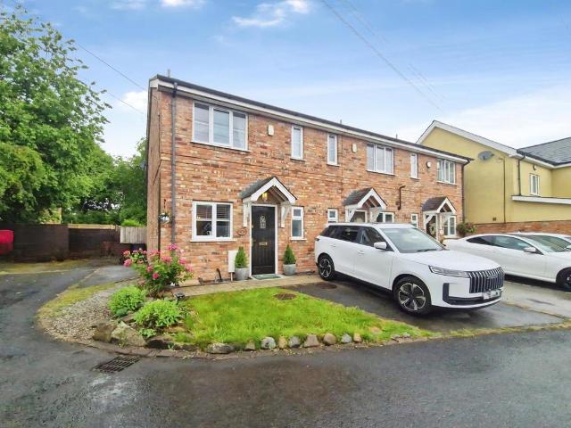 3 bedroom end of terrace house for sale