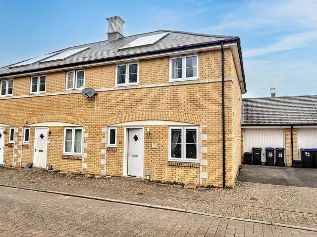 3 bedroom end of terrace house for sale