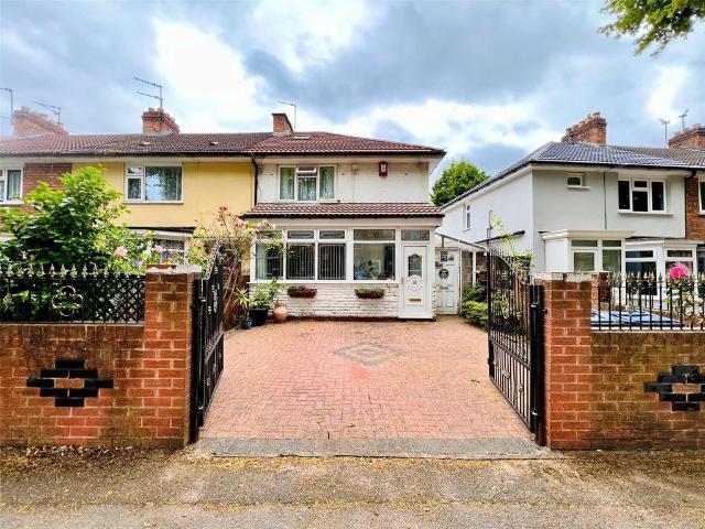 3 bedroom end of terrace house for sale