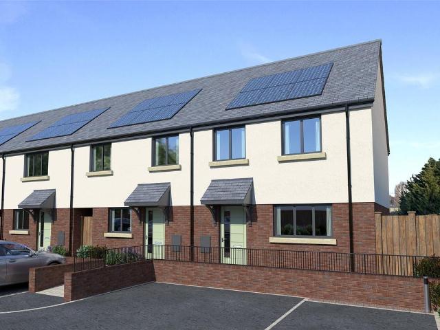 3 bedroom end of terrace house for sale