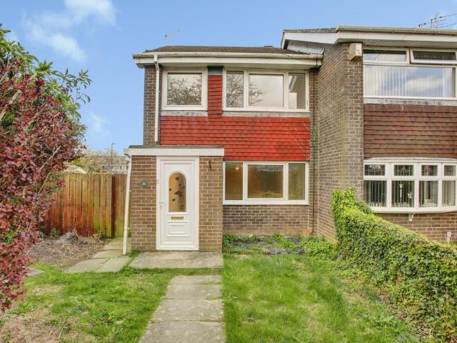 3 bedroom end of terrace house for sale