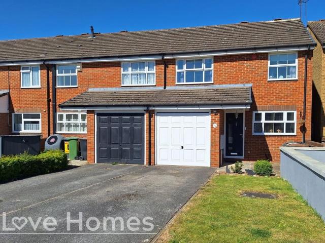 3 bedroom end of terrace house for sale