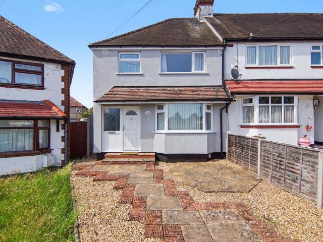3 bedroom end of terrace house for sale