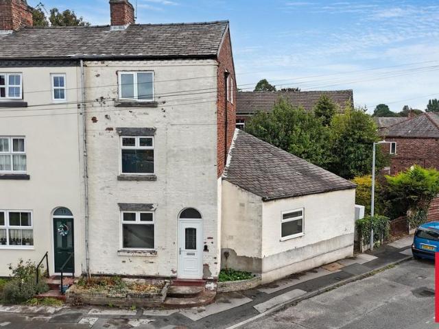 3 bedroom end of terrace house for sale