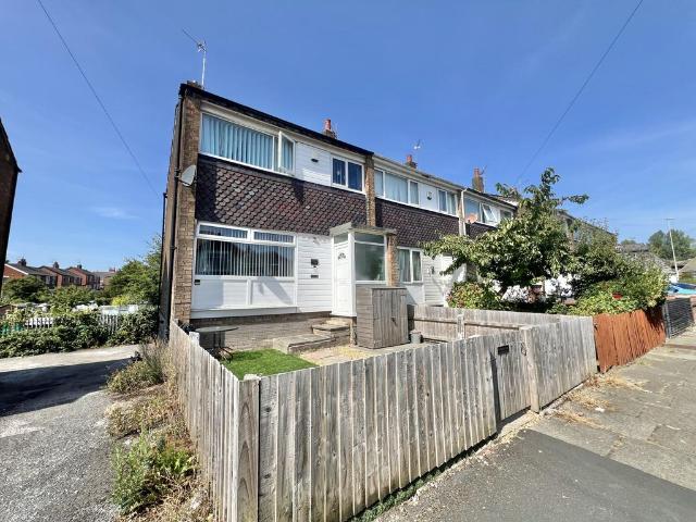 3 bedroom end of terrace house for sale