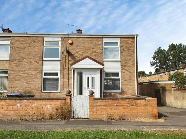3 bedroom end of terrace house for sale