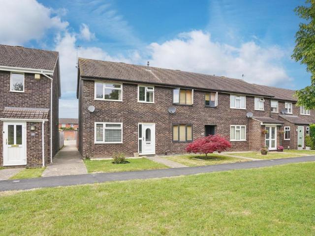3 bedroom end of terrace house for sale