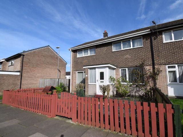 3 bedroom end of terrace house for sale