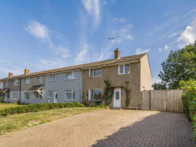 3 bedroom end of terrace house for sale