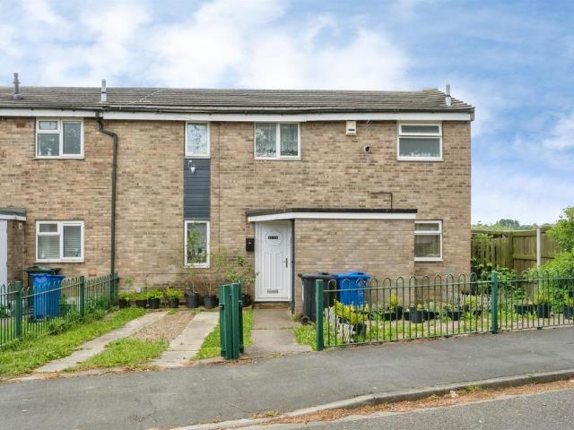 3 bedroom end of terrace house for sale