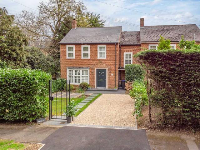 3 bedroom end of terrace house for sale