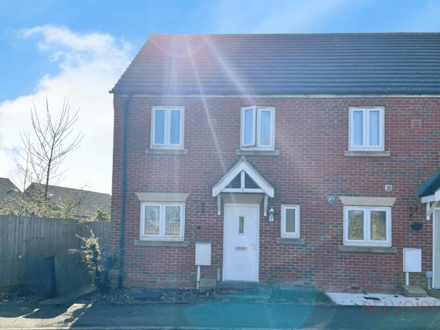 3 bedroom end of terrace house for sale