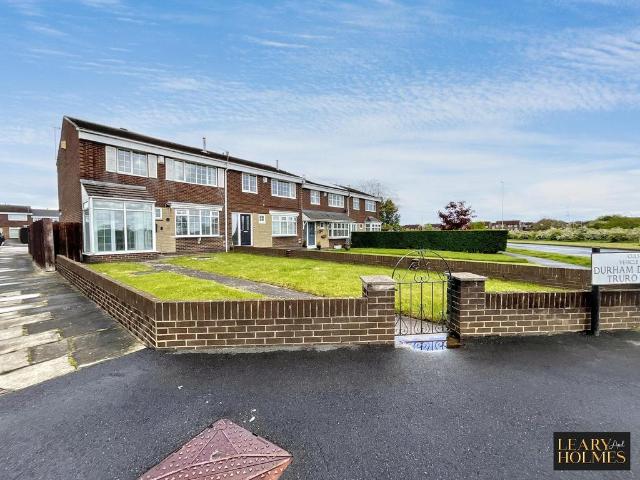 3 bedroom end of terrace house for sale