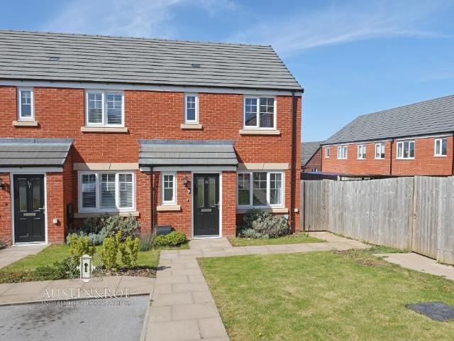 3 bedroom end of terrace house for sale