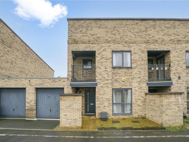 3 bedroom end of terrace house for sale