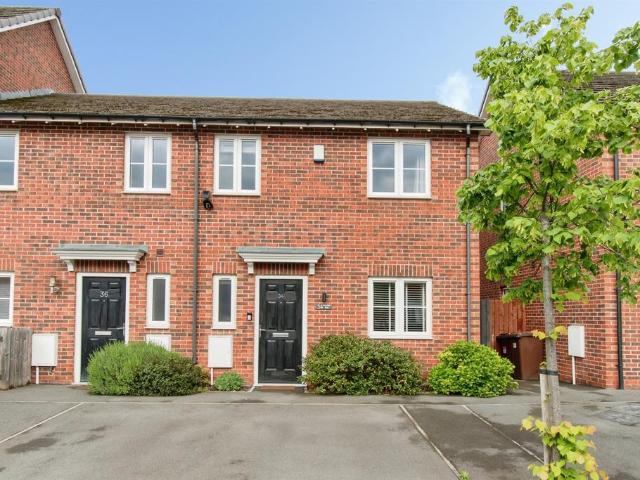 3 bedroom end of terrace house for sale