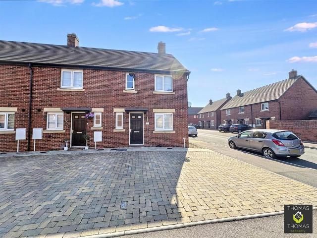 3 bedroom end of terrace house for sale