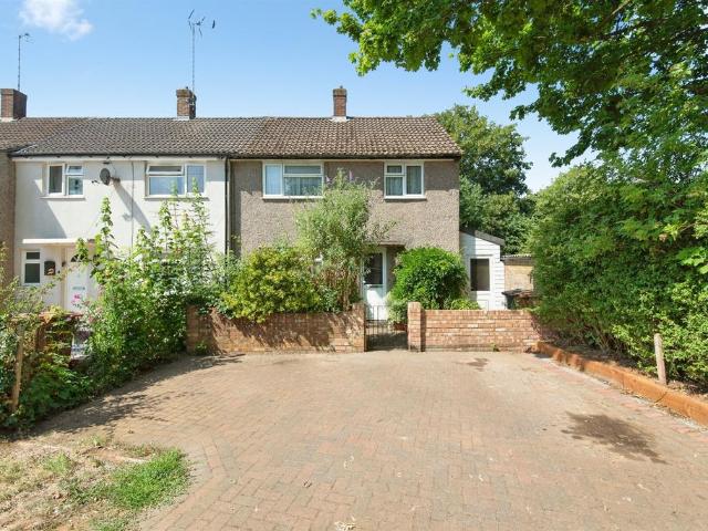 3 bedroom end of terrace house for sale