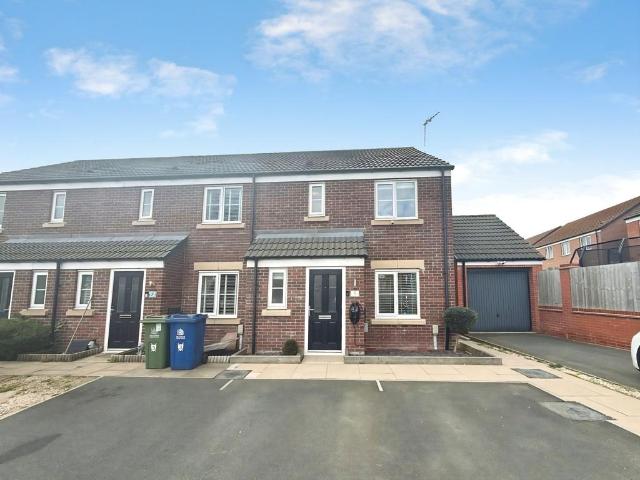 3 bedroom end of terrace house for sale