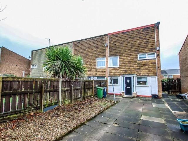 3 bedroom end of terrace house for sale