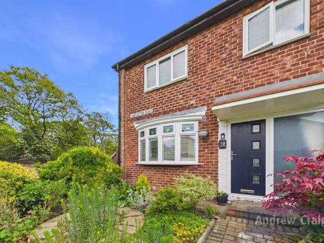3 bedroom end of terrace house for sale