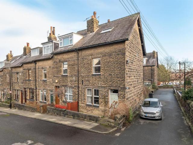 3 bedroom end of terrace house for sale