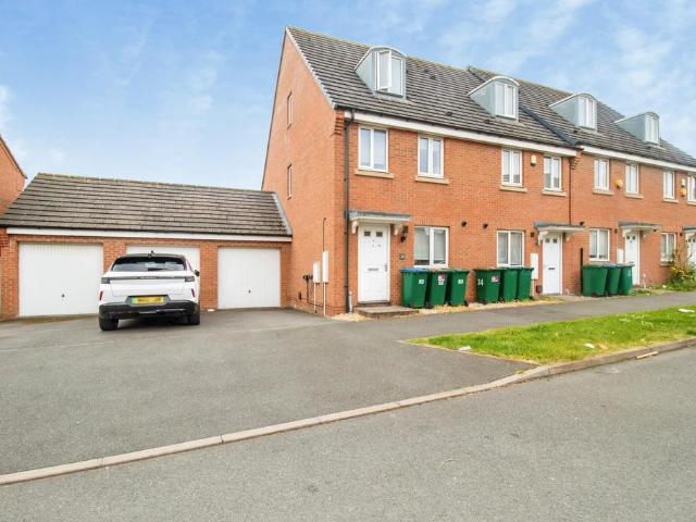 3 bedroom end of terrace house for sale