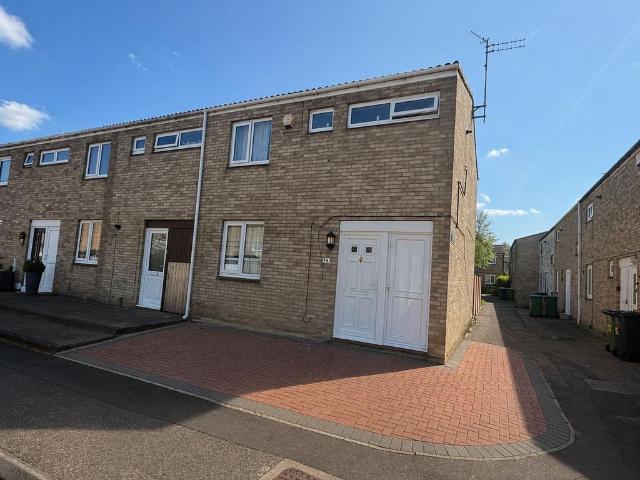 3 bedroom end of terrace house for sale