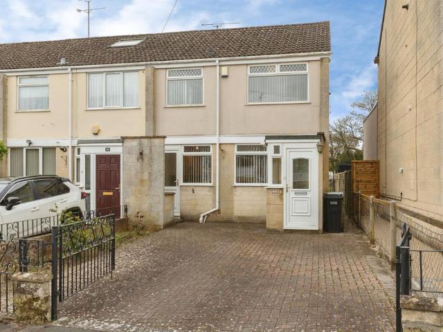 3 bedroom end of terrace house for sale