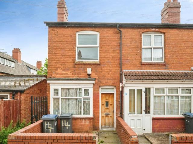 3 bedroom end of terrace house for sale