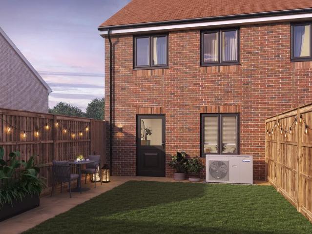 3 bedroom end of terrace house for sale