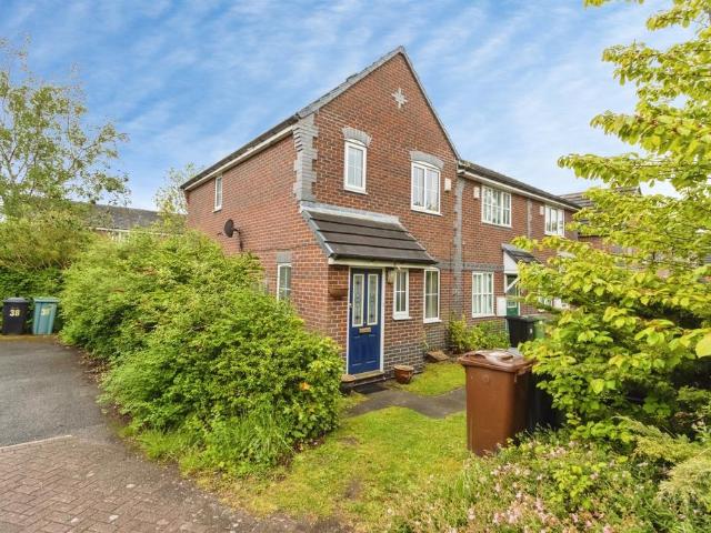 3 bedroom end of terrace house for sale
