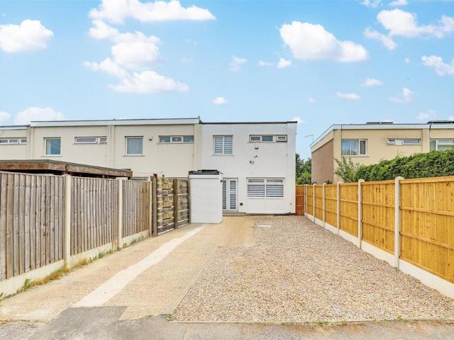 3 bedroom end of terrace house for sale
