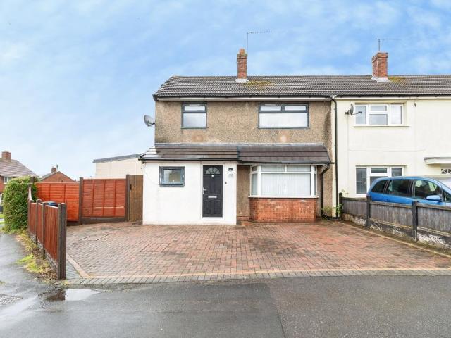 3 bedroom end of terrace house for sale